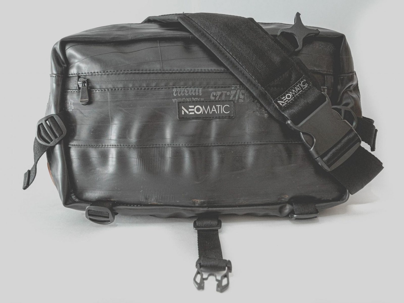 Bolso Asphalt - Neomatic Workshop